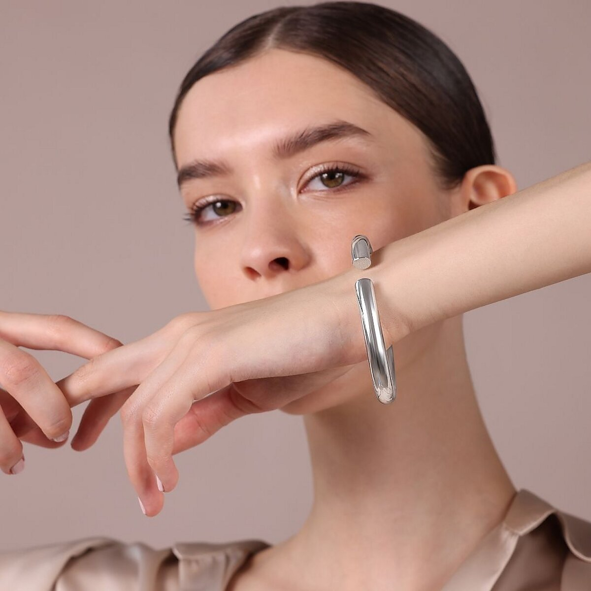 Bracciale Rigido in Argento 925 placcato Platino - Milor